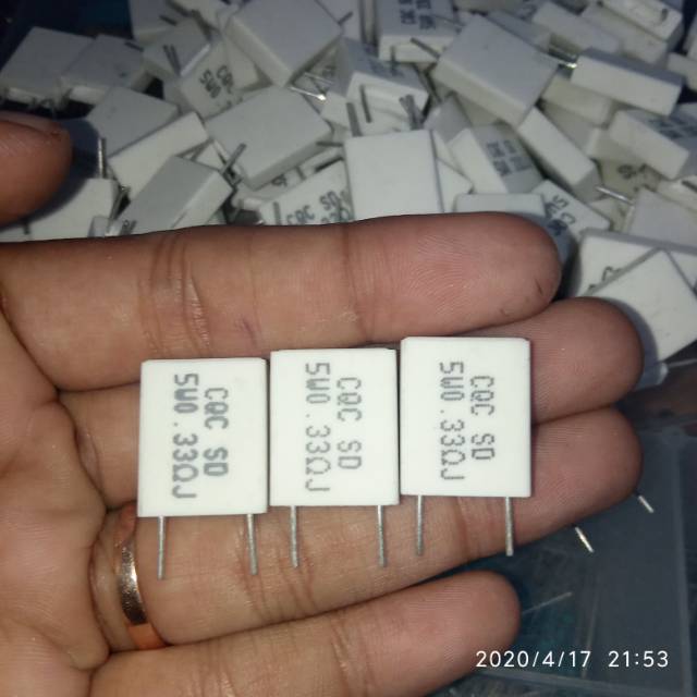 Jual resistor noble 5 watt resistor kapur berdiri 0.22, 0.33, 0.47 | Shopee Indonesia
