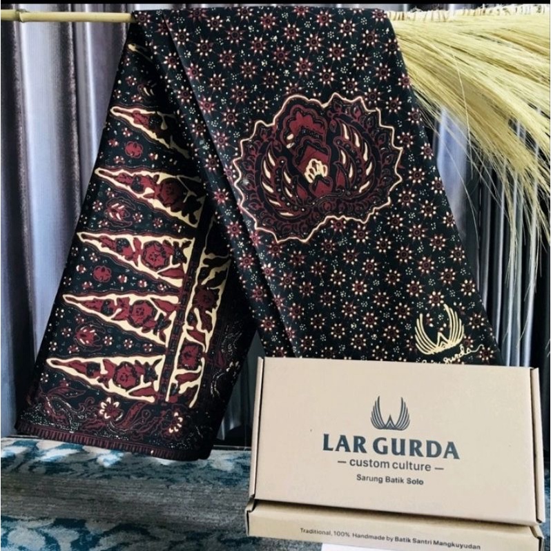 Jual SARUNG BATIK LAR GURDA SERIES KASIKAN PREMIUM AH68 | Shopee Indonesia