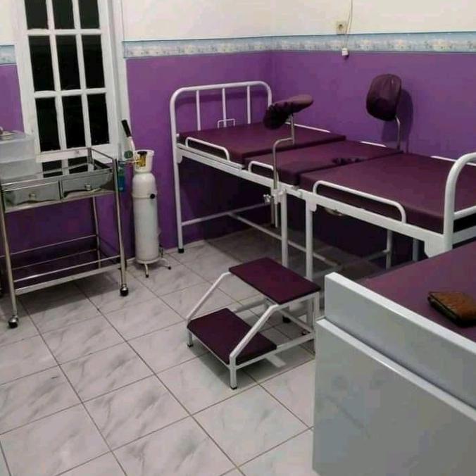 Jual Bed Partus + Meja Instrumen + Meja Restitusi | Shopee Indonesia