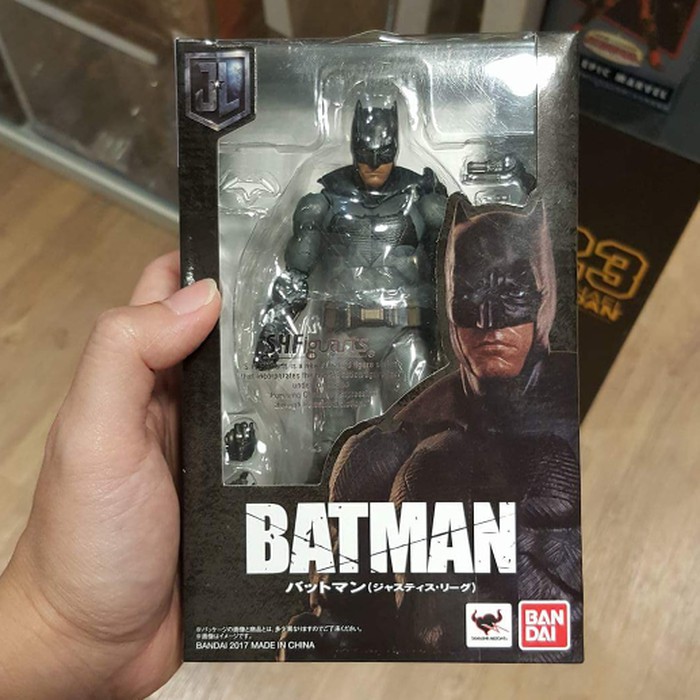 Jual BANDAI SHF SHFIGUARTS SH FIGUARTS JUSTICE LEAGUE BATMAN BEN ...
