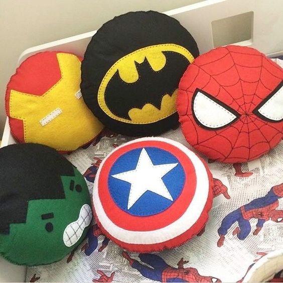 Jual Bantal Sofa Bulat Karakter Superhero Marvel / Bantal Spiderman ...