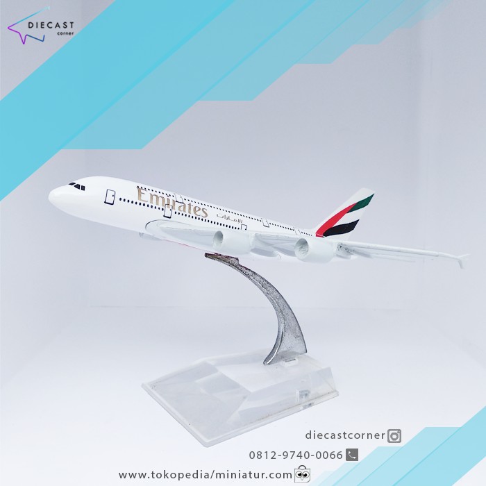Jual Miniatur Pesawat Garuda - Diecast Pesawat Jet - Diecast Pesawat ...