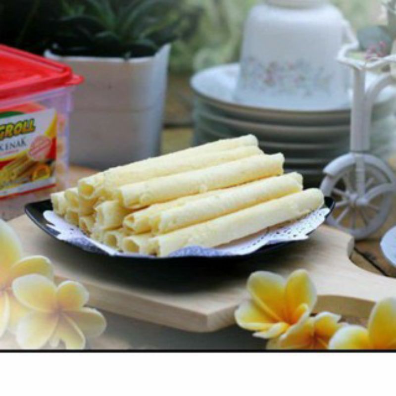 Jual MAK ENAK ASLI JEMBER EGG ROLL ORIGINAL MAKANAN RINGAN KUE KERING ...