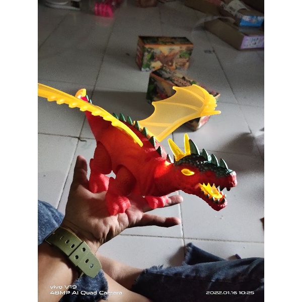 Jual MAINAN ANAK BINATANG DINOSAURUS SAYAP SEMBUR PROYEKTOR LAMPU ...