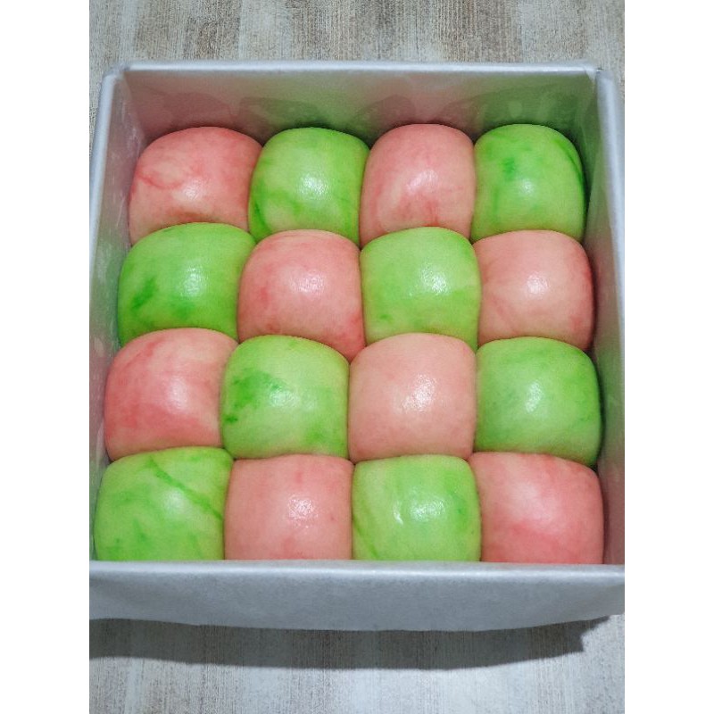 Jual Edisi Natal TieDye Japanese Milk Bun / Bread / Buns / Roti Kasur ...