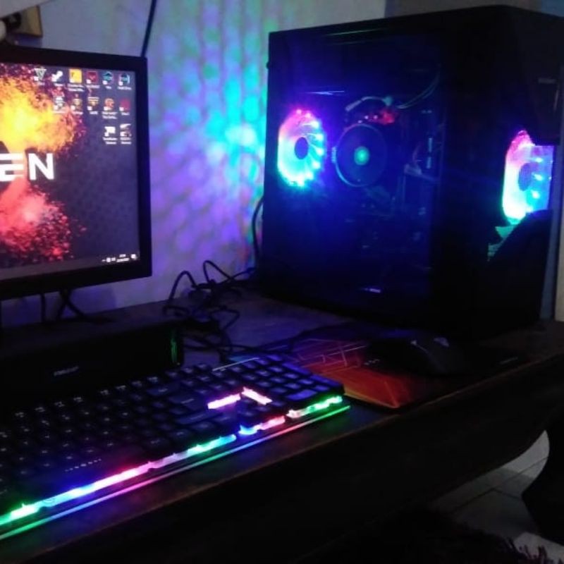 Jual PC Gaming Full set dengan monitor | Shopee Indonesia