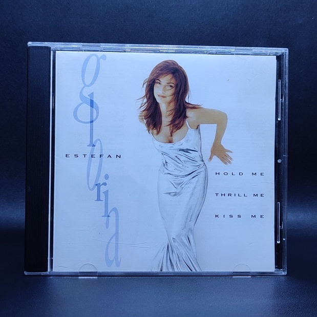 Jual CD GLORIA ESTEFAN - HOLD ME THRILL ME KISS ME & MI TIERRA IMPORT ...