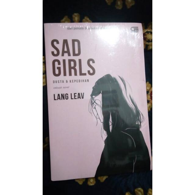 Jual Sad Girls by Lang Leav | Shopee Indonesia