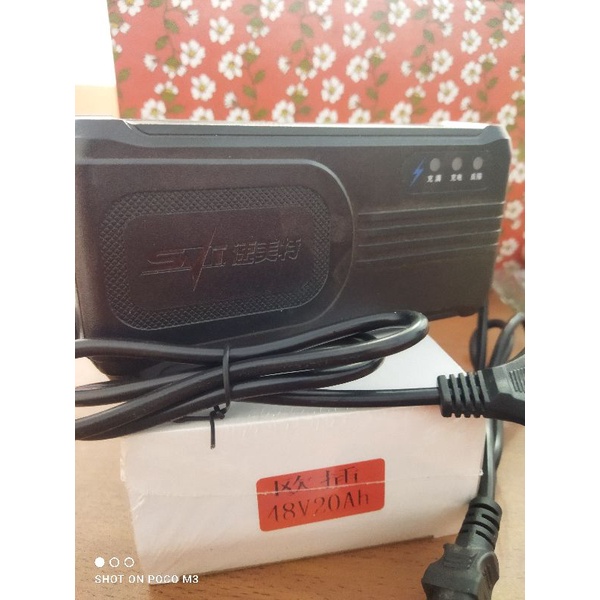 Jual carger sepeda listrik 12v/12Ah | Shopee Indonesia