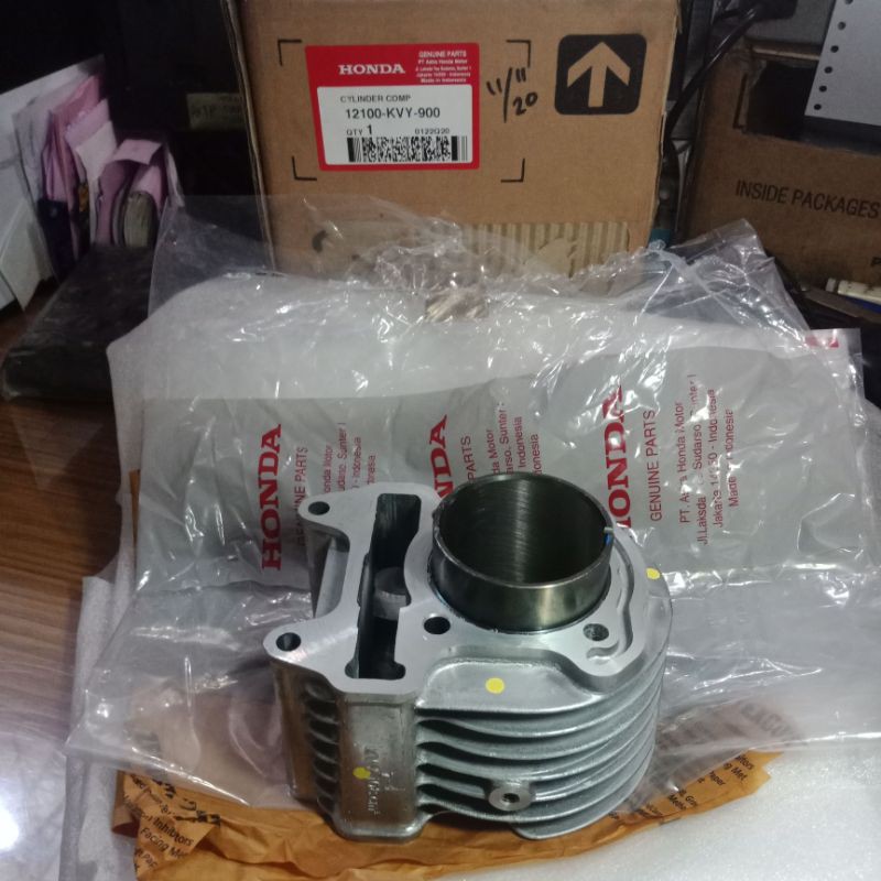 Jual BLOCK BLOK SEHER KVY BEAT SCOOPY SPACY LAMA OLD KARBU ORIGINAL ORI ASLI HONDA AHM 12100-KVY ...