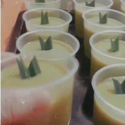 Jual puding lumut pandan cup gelas puding cup rasa pandan asli puding ...