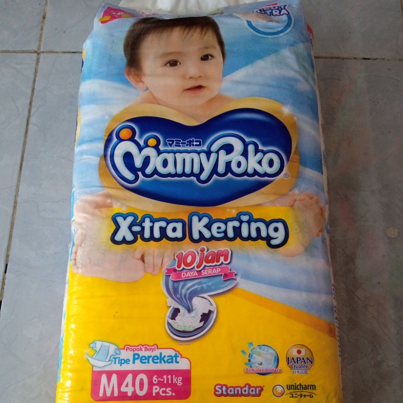 Jual pampers mamy poko extra kering diapers ukuran m type perekat isi ...