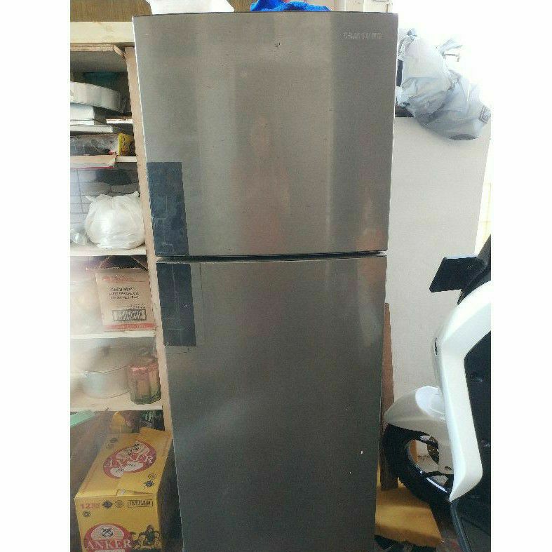 Jual Preloved / second / bekas Kulkas Samsung RT2ASR (bandung only ...