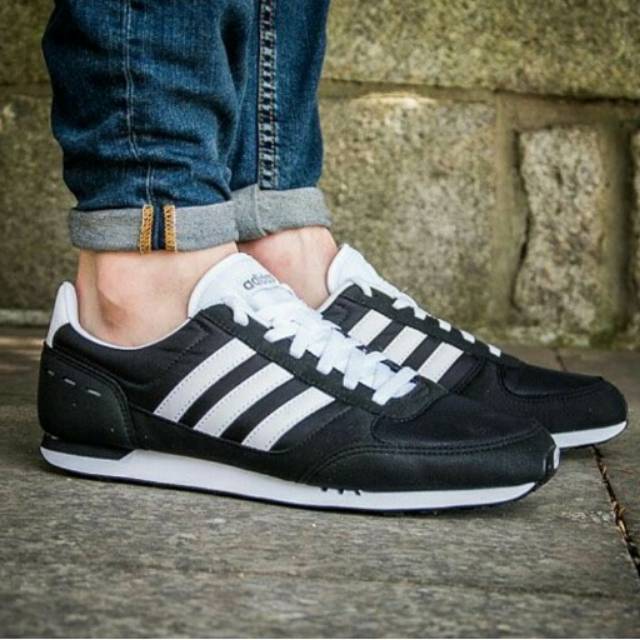 Jual Sepatu Casual Adidas Neo City Racer Black White Original | Shopee ...