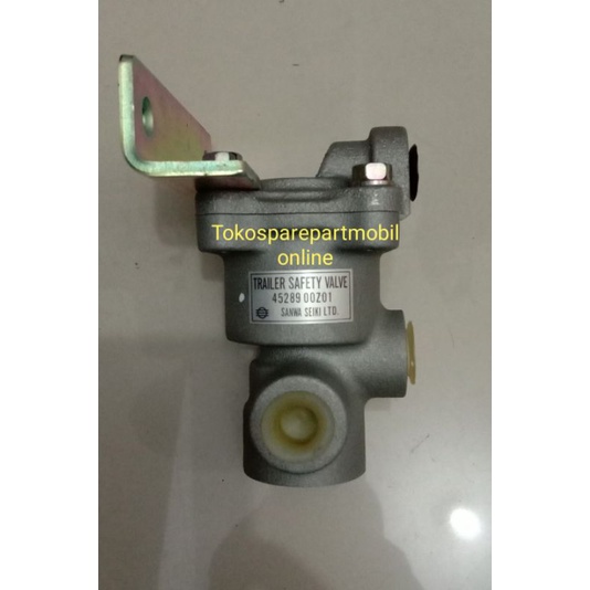 Jual nissan diesel ud truck valve cwb45a cgb45a 45289-00Z01 | Shopee ...