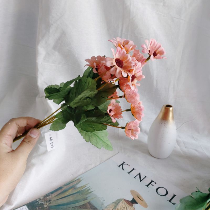 Jual Bunga shawna, bunga helena, bunga chrysan, bunga rosey | Shopee ...