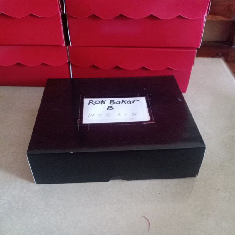 Jual DUS kue ROTI BAKAR (B) (IVORY) ( UK.19x16x5) dus hajatan/dos roti ...