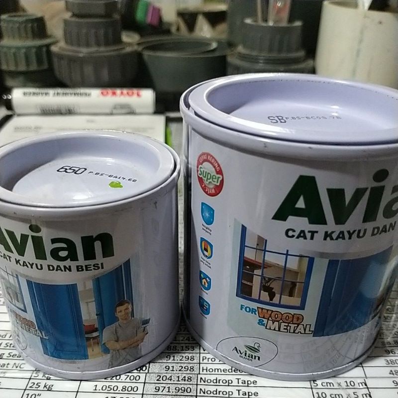 Jual Cat kayu dan besi Avian 100cc dan 200 cc | Shopee Indonesia