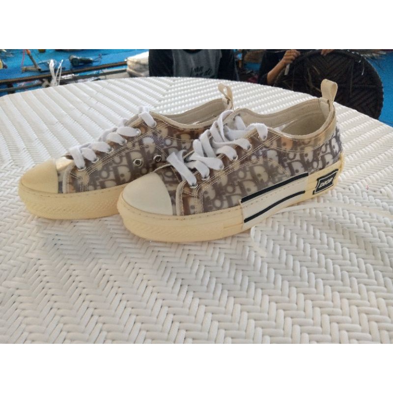 Jual sepatu dior | Shopee Indonesia