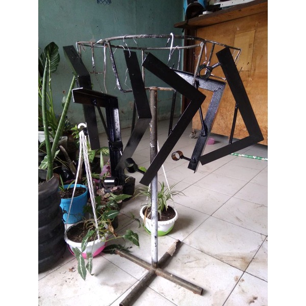 Jual Tempahan Siku Rak Gantungan Besi Lubang 1 inch | Shopee Indonesia