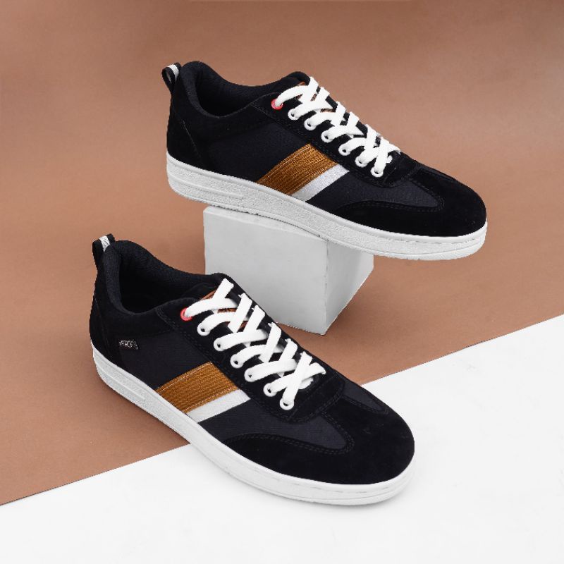 Jual WILSON Black | Sepatu Kets Pria Casual Premium Keren | Arf x Cc ...