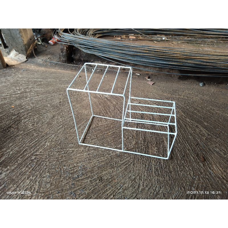 Jual rak bunga ram tangga 2susun minimalis | Shopee Indonesia