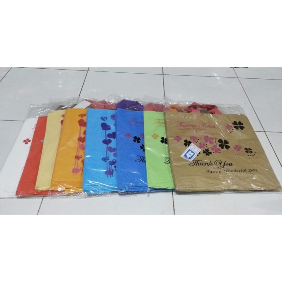 Jual Plastik Packaging SH M PDK Motik 25 Lembar BERUANG | Shopee Indonesia
