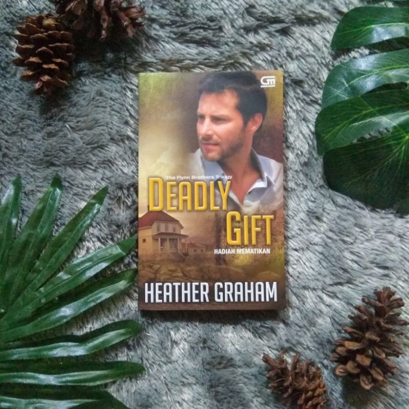 Jual BUKU PRELOVED - Deadly Gift by Heather Graham | Shopee Indonesia