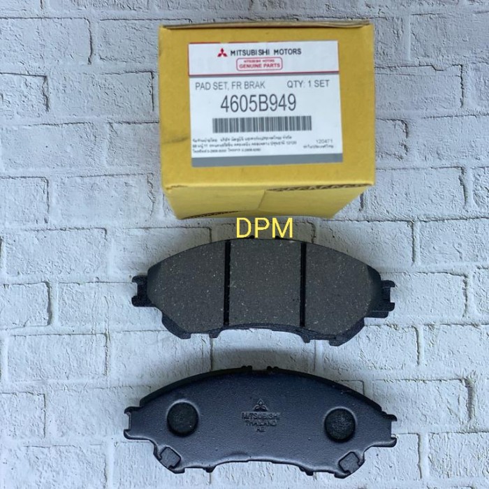 Jual KAMPAS REM DEPAN- BRAKE PAD MITSUBISHI EXPANDER 4605B949 | Shopee ...