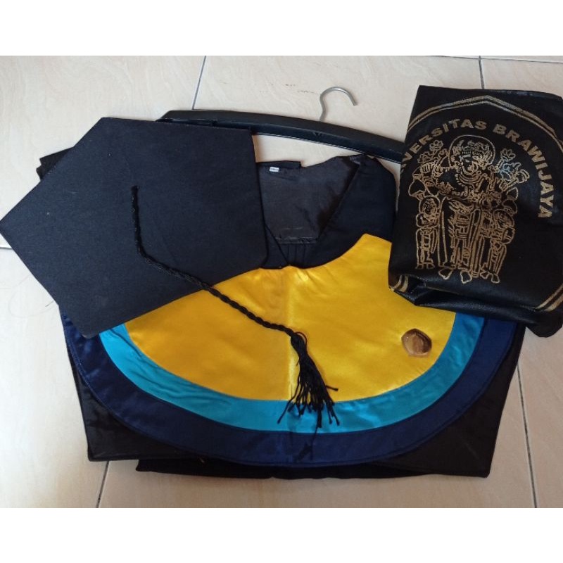 Jual Baju Toga Wisuda Perikanan UB | Shopee Indonesia