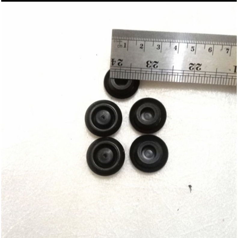 Jual plastik cover tutup lubang mobil universal diameter dalam 1,3 cm ...