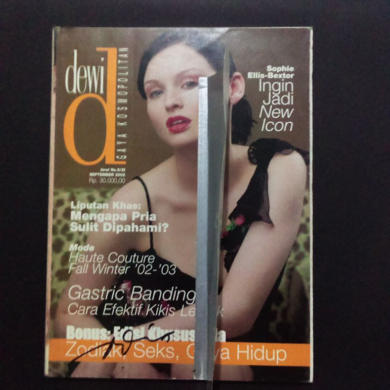 Jual Majalah Dewi cover Sophie Ellis | Shopee Indonesia