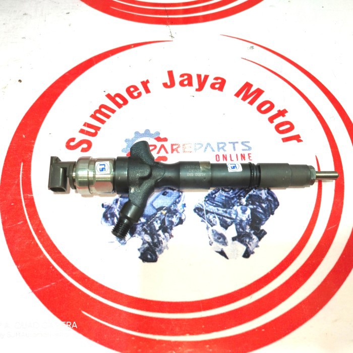 Jual nozzle injector injektor innova fortuner hilux 2kd 2500cc diesel ...
