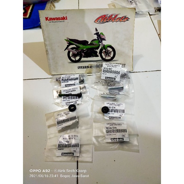 Jual baut set sayap bawah cover engine athlete | Shopee Indonesia