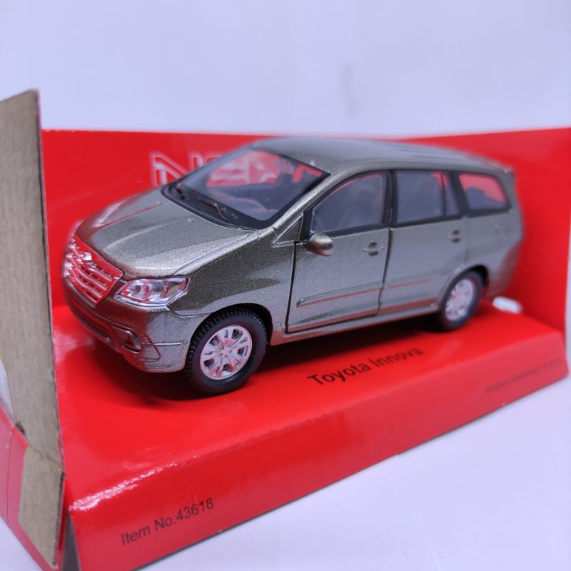Jual Diecast Miniatur Mobil Toyota Kijang Innova coklat/brown barong ...