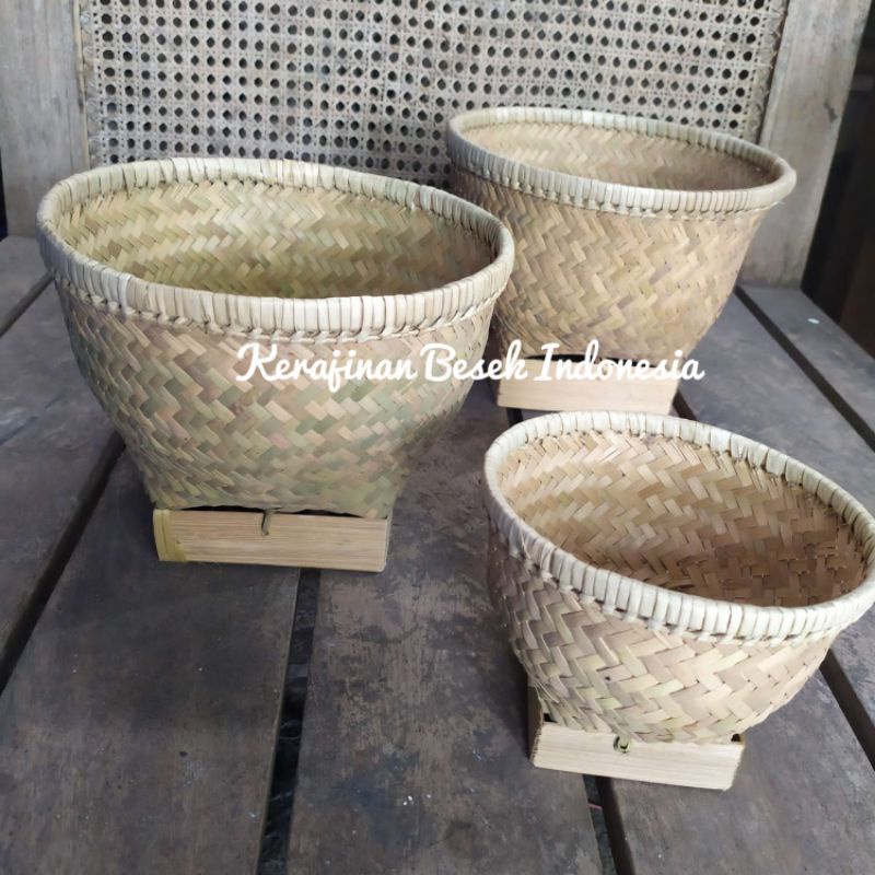 Jual ( CETHING KULIT BAMBU ANEKA UKURAN ) cething nasi / wakul nasi ...