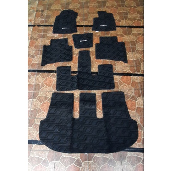 Jual Karpet Toyota Innova REBORN LUXURY AT dan VENTURER Original ...