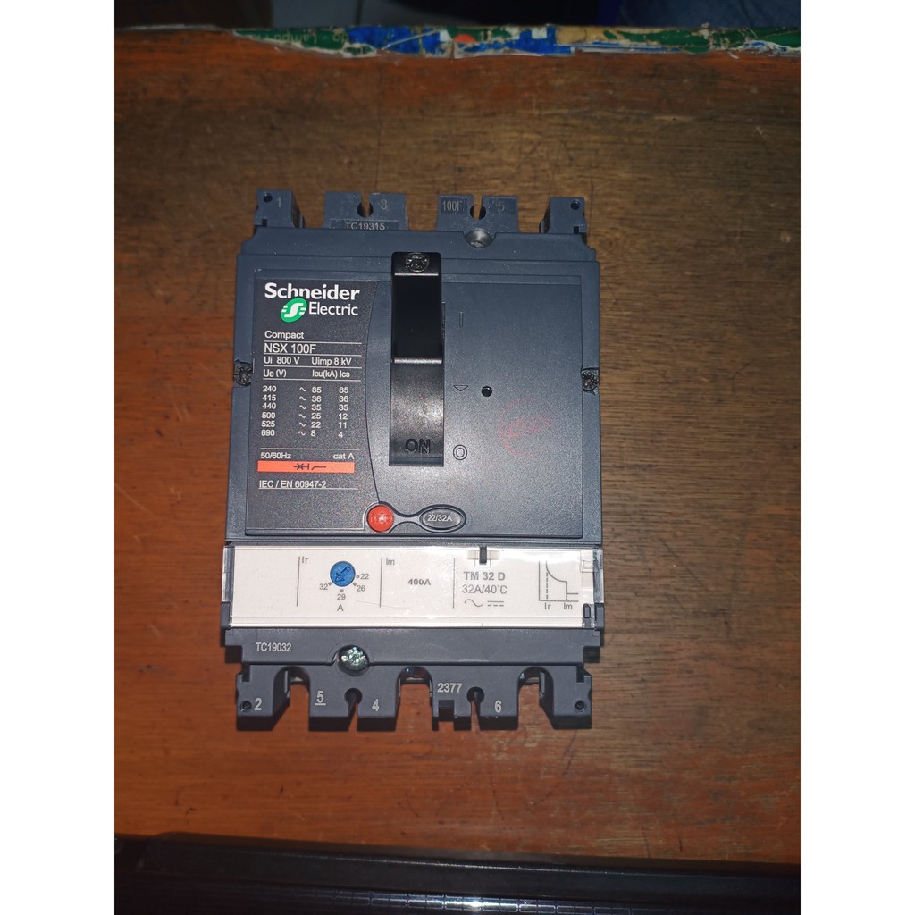 Jual MCCB 80 amp / 3 phase Schneider | Shopee Indonesia