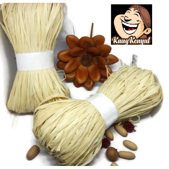 Jual Pita rafia natural raffia ribbon natural pita rajut 1 ikat 50gram ...