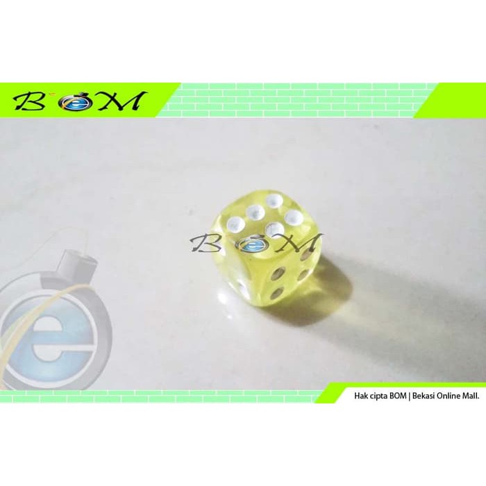 Jual dadu dice warna kuning yellow bening transparan 14mm 14 mm ...