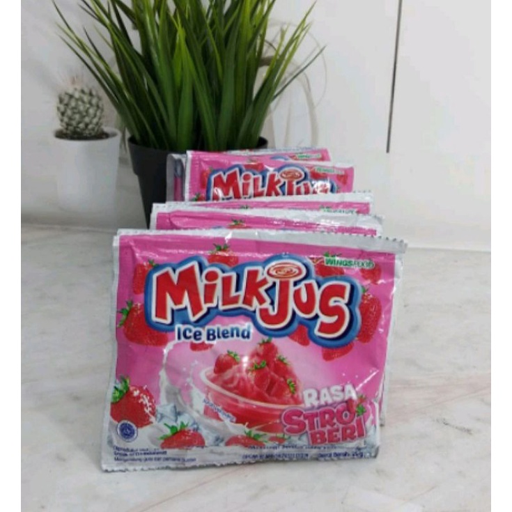 Jual Serbuk Minuman Instan Ice Blend Shake Milkjus Rasa Strawberry ...