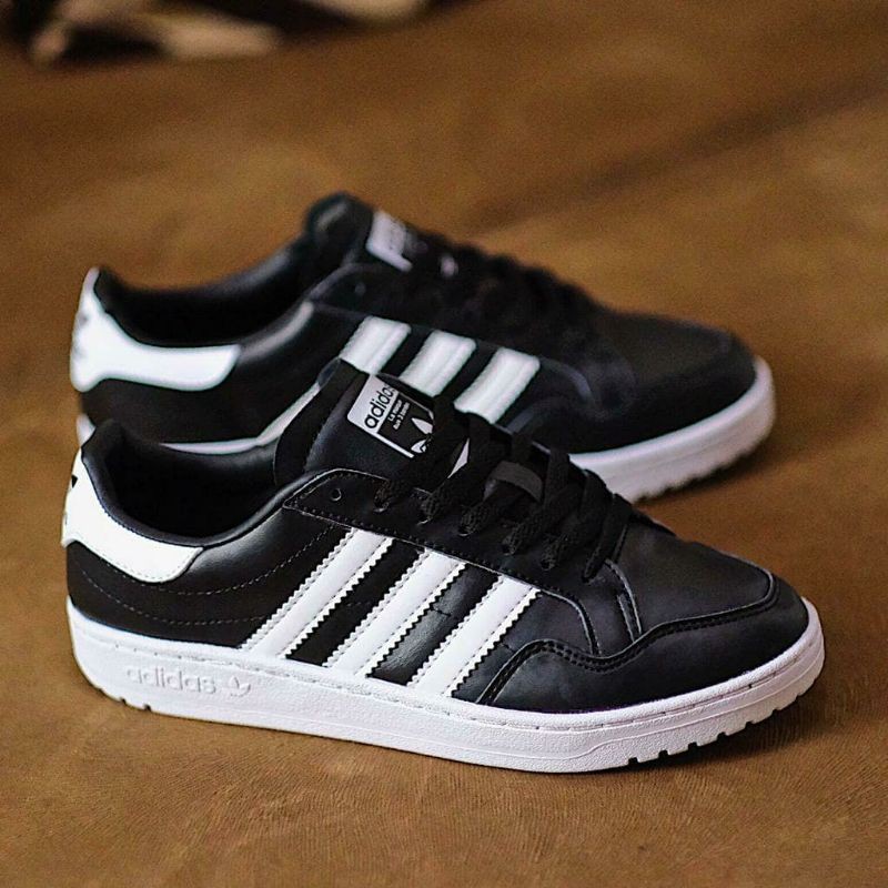 Jual SEPATU PRIA ADIDAS TEAM COURT BLACK WHITE ORIGINAL | Shopee Indonesia