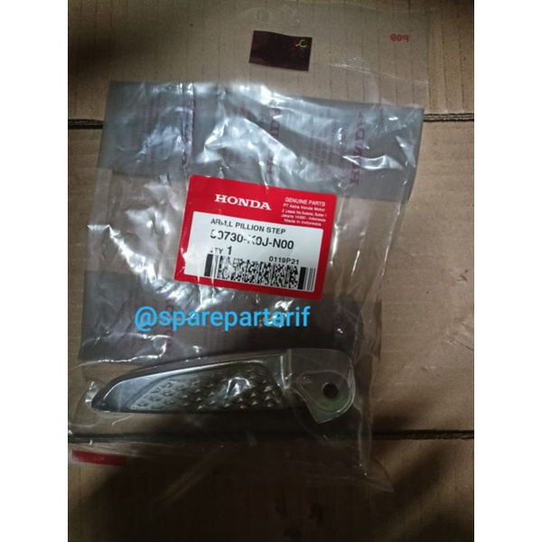 Jual Foot Step Arm Kiri Pillion Step Genio ORIGINAL 50730K0JN00 ...