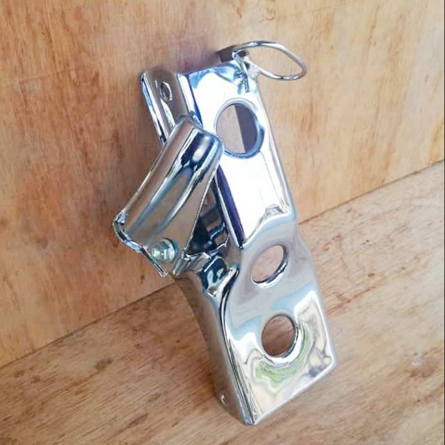 Jual Braket pangkon Dudukan mesin Tiger ori krom baru Honda genuine ...