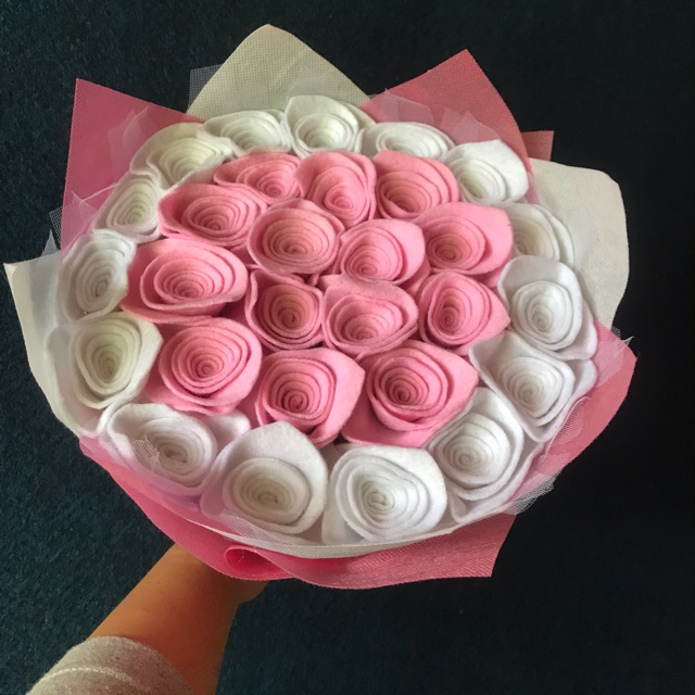 Jual Buket bunga flanel warna putih pink muda ukuran L hadiah wisuda ...