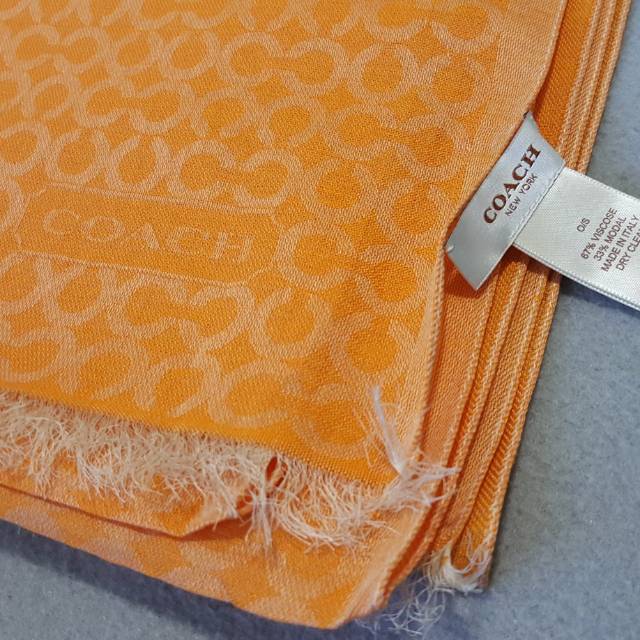 Jual COACH Signature Scarf Authentic pashmina orange cantik wanita ...