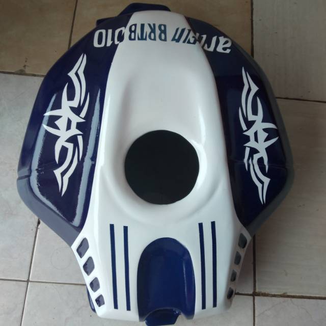 Jual Kondom tangki Cover tangki R15 v1 dan v2 | Shopee Indonesia