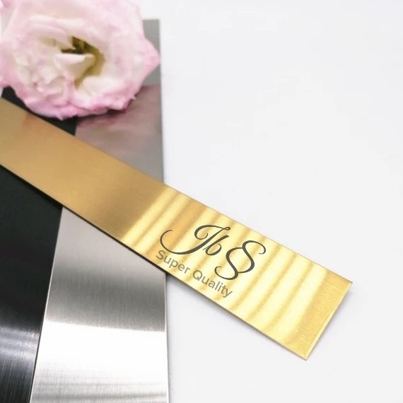 Jual LIST PLAT STRIP HAIRLINE GOLD STAINLESS STEEL 201 25mmX305CMxT 0 ...