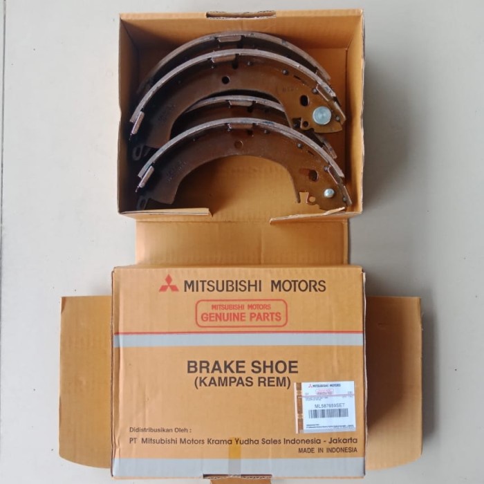 Jual Kampas Rem / Brake Shoe Belakang Mitsubishi Kuda & L300 Disel (ASLI) | Shopee Indonesia