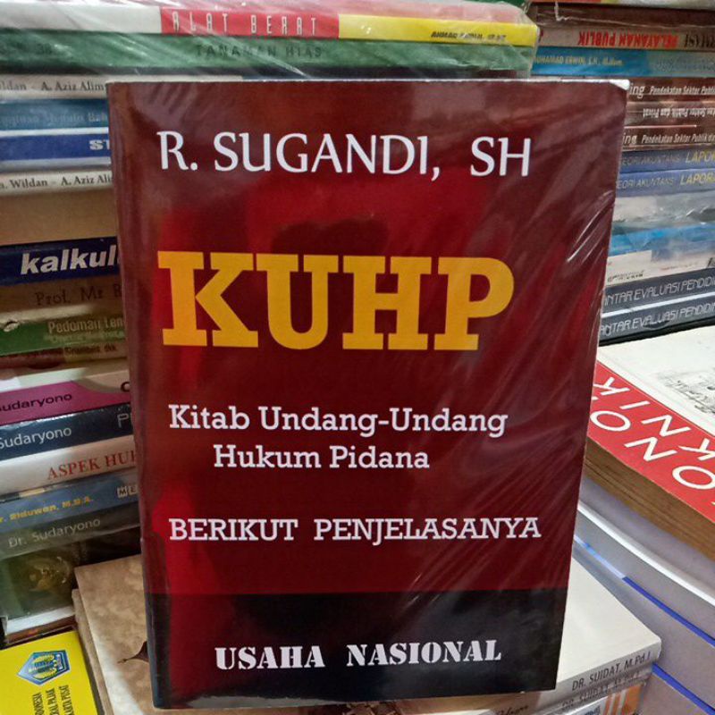 Jual KUHP Kitab undang undang Hukum Pidana berikut penjelasannya ...